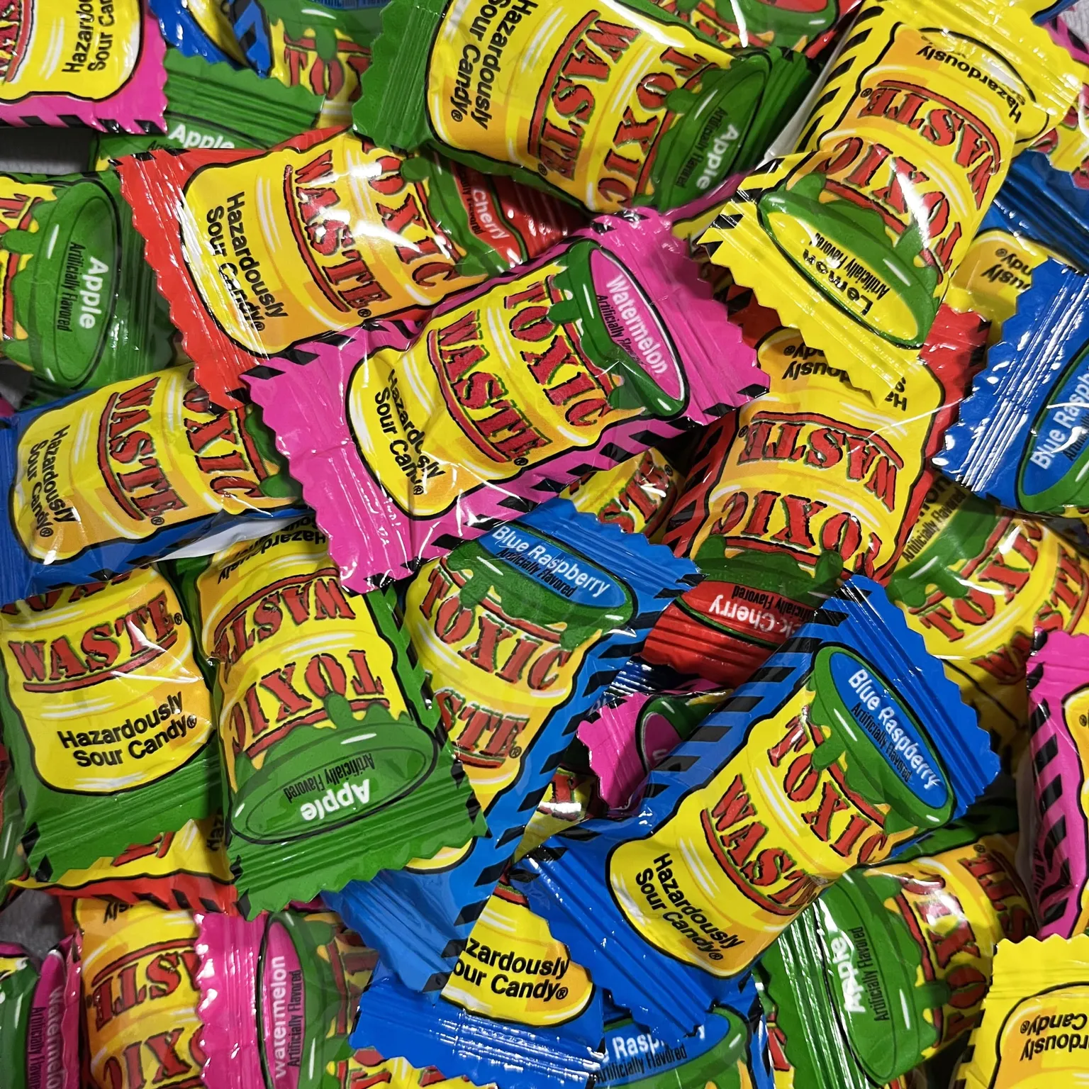 Poubelle Toxic Waste - Bonbon Mania